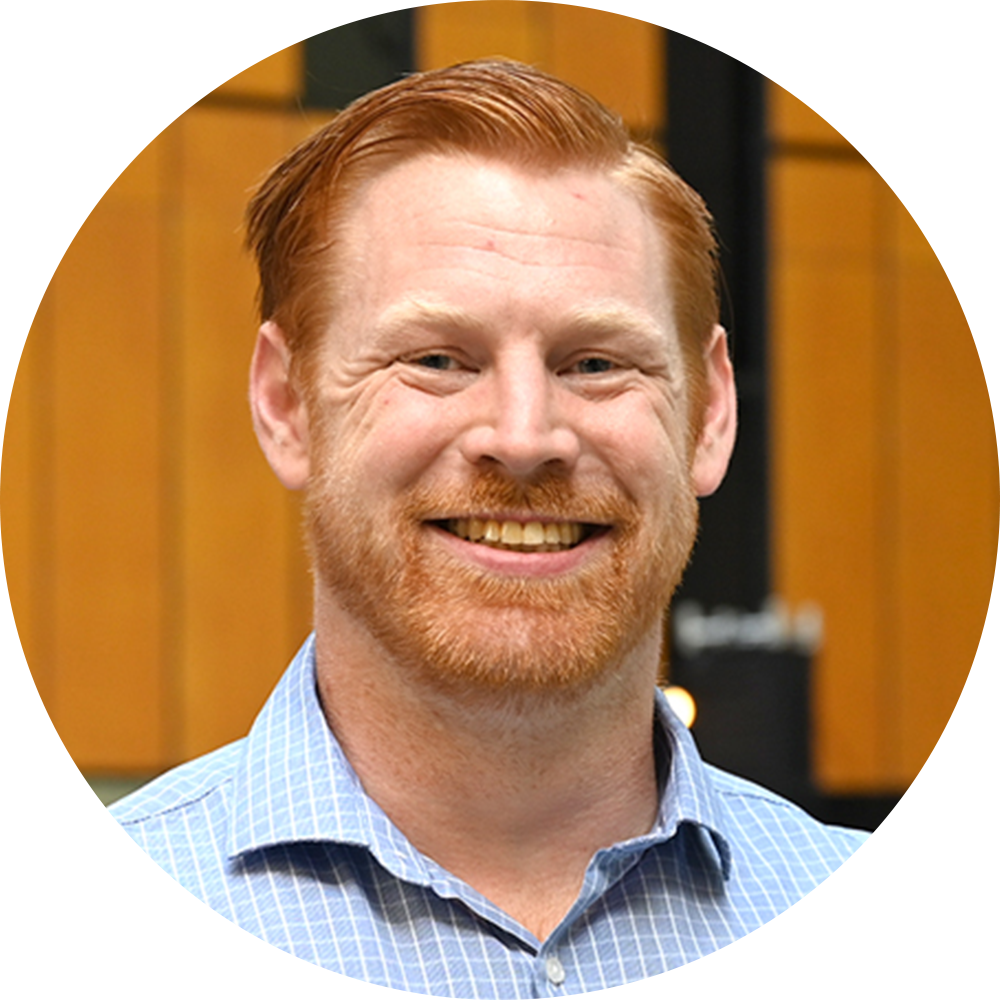 Top performers recognised at Barhead’s quarterly Town Hall meeting ...